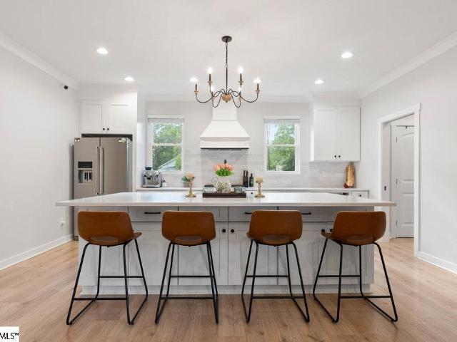 179 Eastbrook Drive