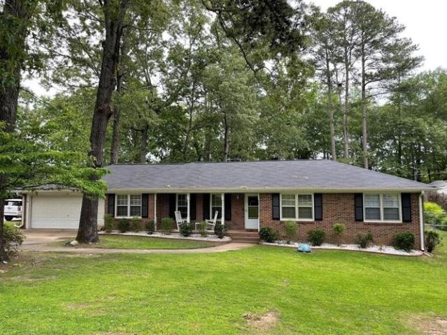179 King Arthur Dr, Lawrenceville, GA 30046