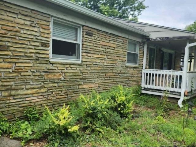 179 Iroquois Drive