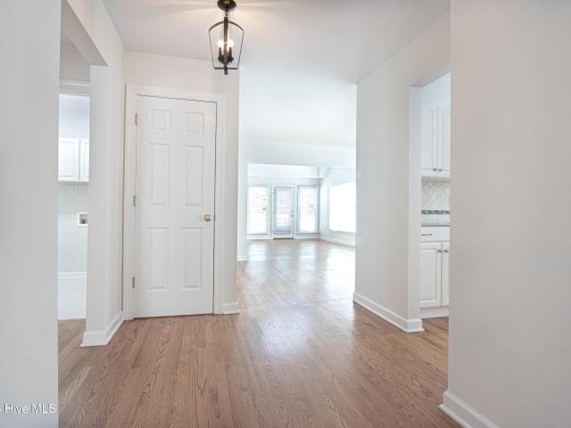 179 N Knoll Road