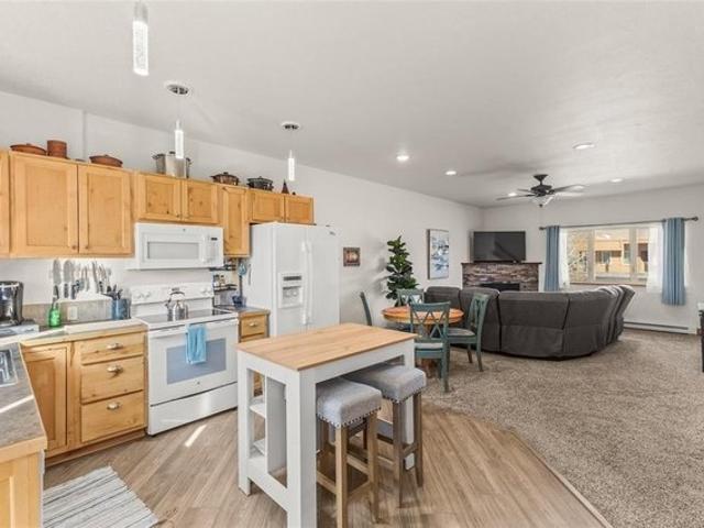 179 S 6th St, Hayden, CO 81639