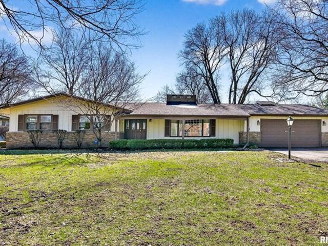 179 Seminole Dr, Galesburg, IL 61401