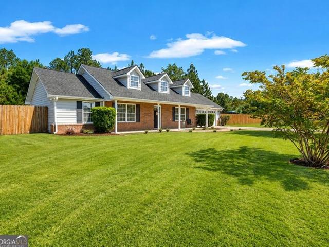 179 Parish Loop NE, Hinesville, GA 31313