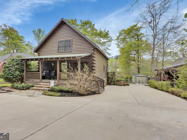 179 Parrot Drive