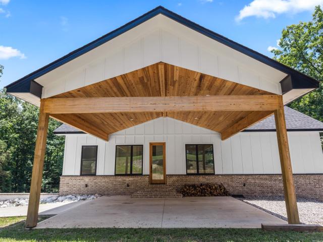 179 Rockdale Place