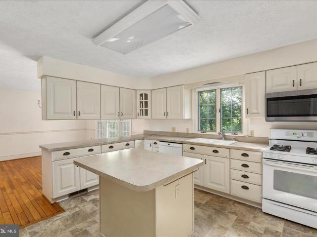 179 Woodridge Lane