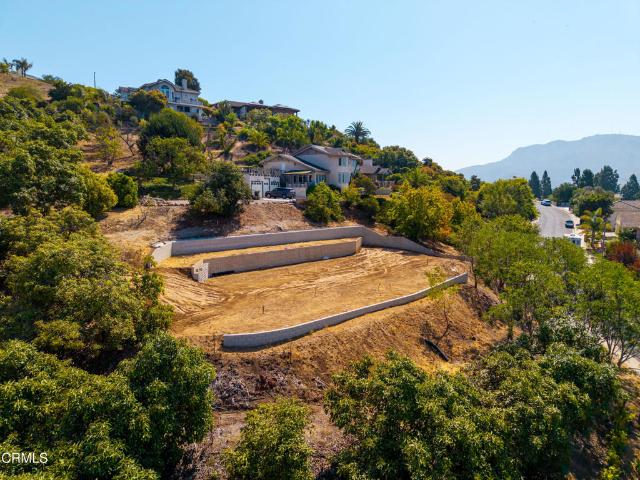 179 View Dr, Santa Paula, CA 93060 | MLS #V1 31796 | Compass