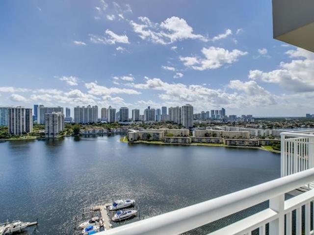 18041 Biscayne Blvd #Ph04, Aventura, FL 33160