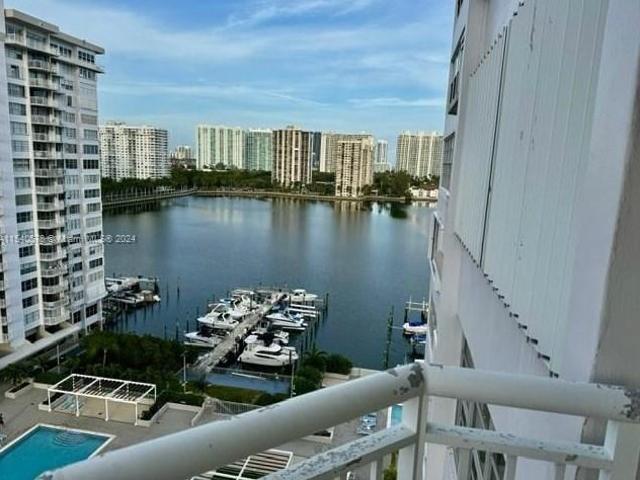 18041 Biscayne Blvd #1402, Aventura, FL 33160