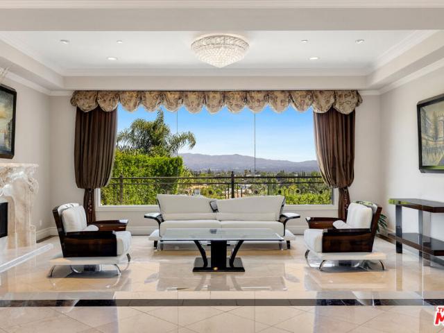 18047 Karen Drive