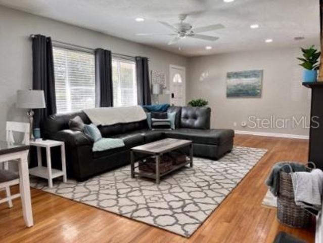 1804 NW 7th Ave, Gainesville, FL 32603 | MLS #GC538694 | Compass