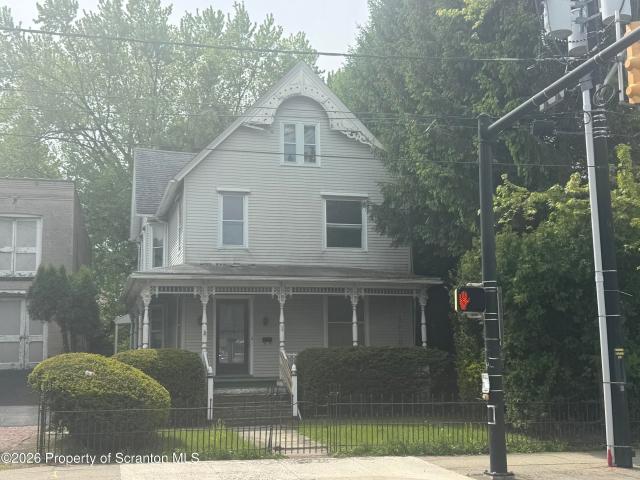 1804 N Main Avenue