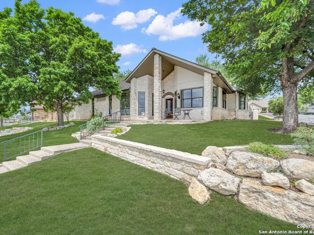 1804 Athens Ave, Kerrville, TX 78028 | MLS #1870
