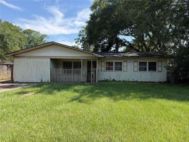 1804 Brill Rd, Mobile, AL 36605