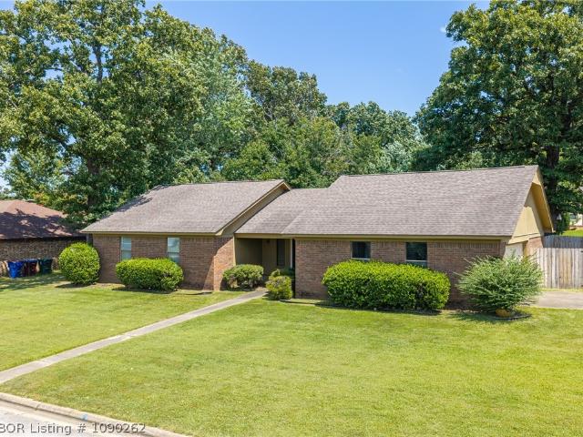 1804 Brooken Hill Drive