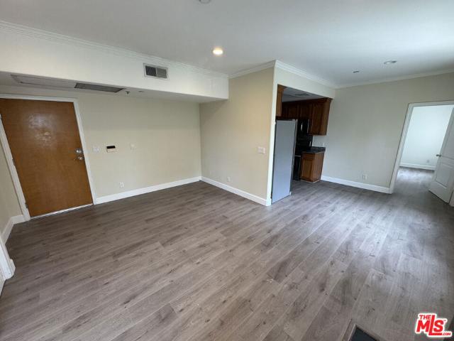 1804 Camden Avenue 203