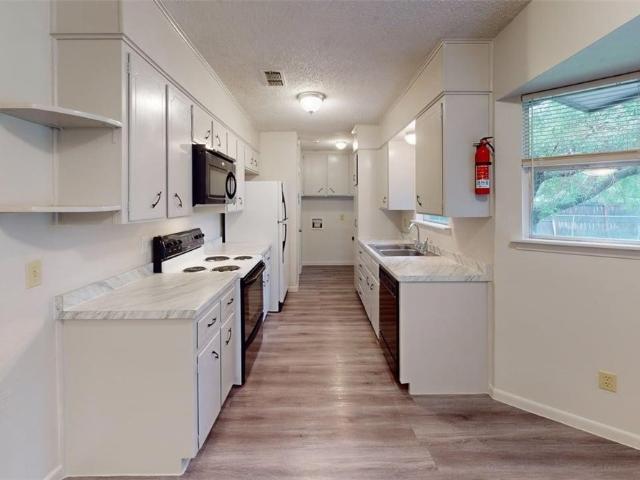1804 Clarawood Drive