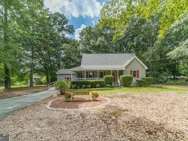1804 Deer Ct