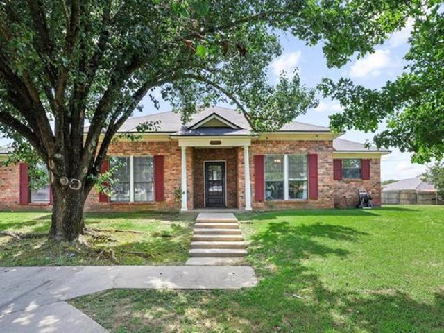 1804 Greenridge Ct, Sulphur Springs, TX 75482