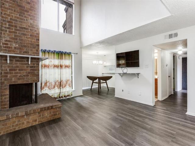 1804 Highbrook Court