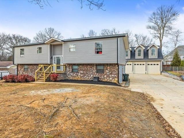 1804 Honeysuckle Trl, Fort Oglethorpe, GA 30742