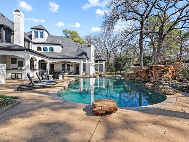 1804 Larkspur Ct, Southlake, TX 76092 | MLS #21253 | Compass