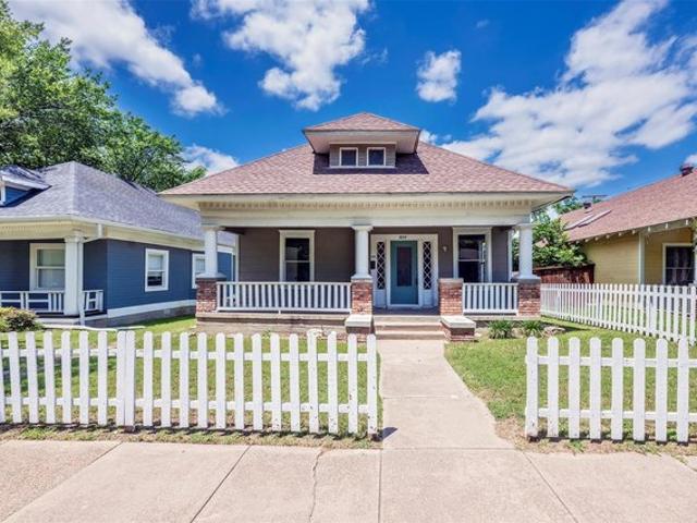 1804 Lipscomb St, Fort Worth, TX 76110