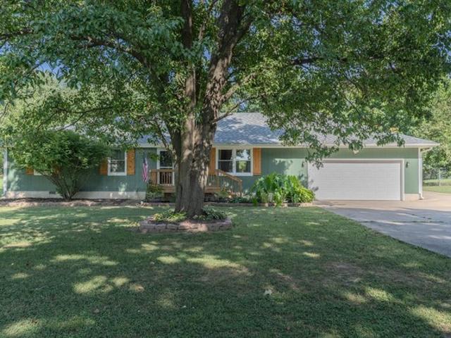 1804 S 14th Ave, Ozark, MO 65721