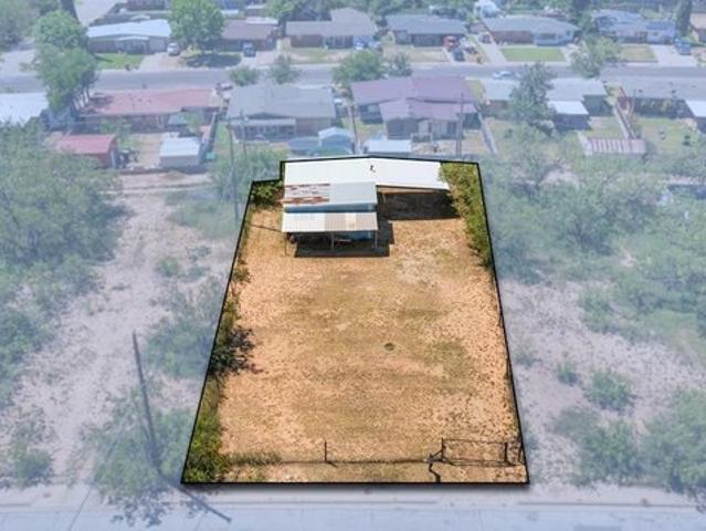 1804 S Monticello St, Big Spring, TX 79720