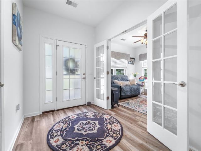 1804 Seminole Circle