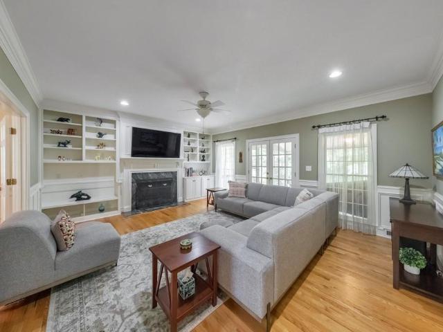 1804 Shelburne Ridge
