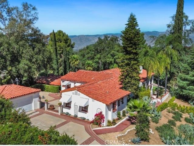 1804 Valle Vista