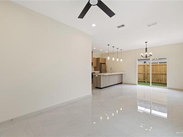 1804 W Violet Drive 3