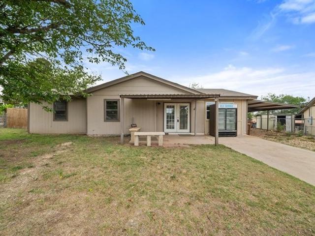 1804 Wallace St, Big Spring, TX 79720