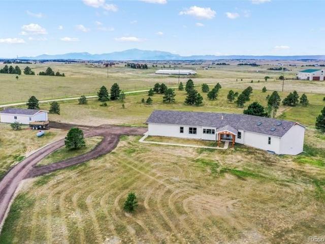 18050 Quarterhorse Ln, Colorado Springs, CO 80908