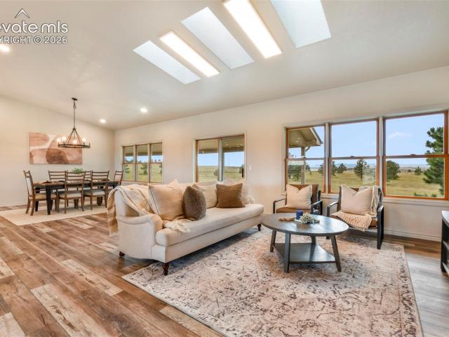 18050 Quarterhorse Lane