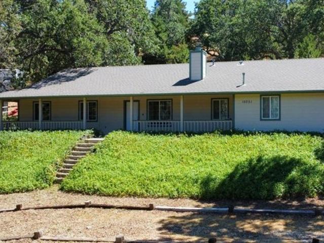 18051 Alps Dr, Tehachapi, CA 93561