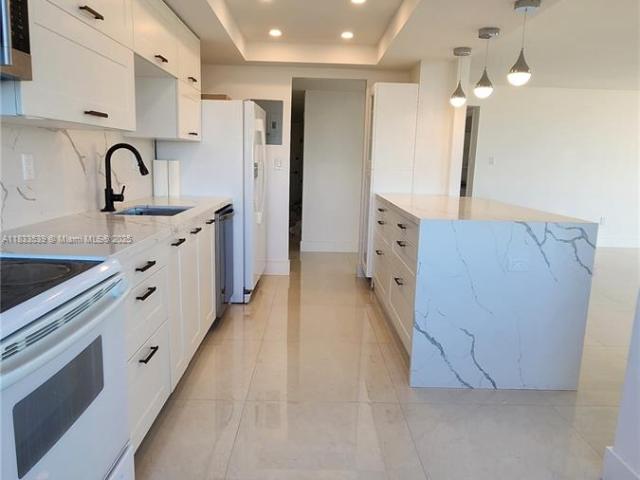 18051 Biscayne Blvd, Unit 1705, Aventura, FL 33160 | MLS #A11833 | Compass