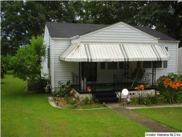 1805 N 28th Ave, Hueytown, AL 35023