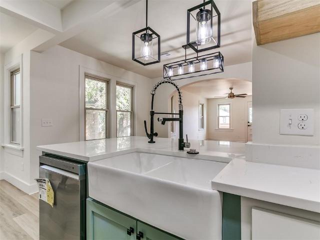 1805 N Gatewood Avenue # 1 & 2