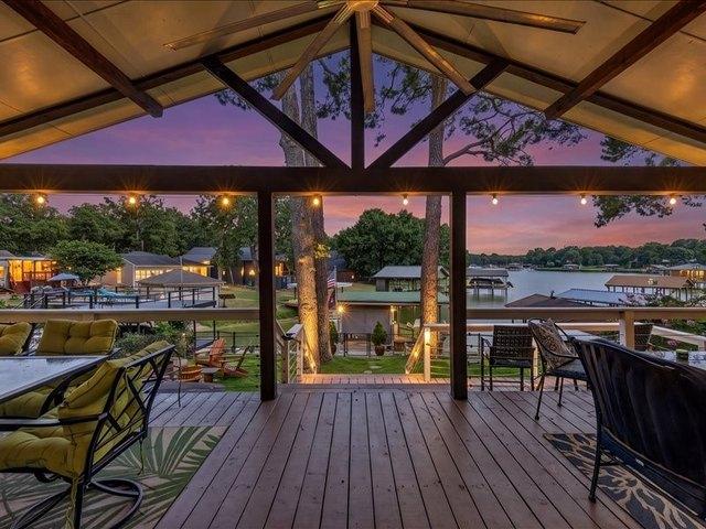 1805 Oak Shore Dr, Tool, TX 75143