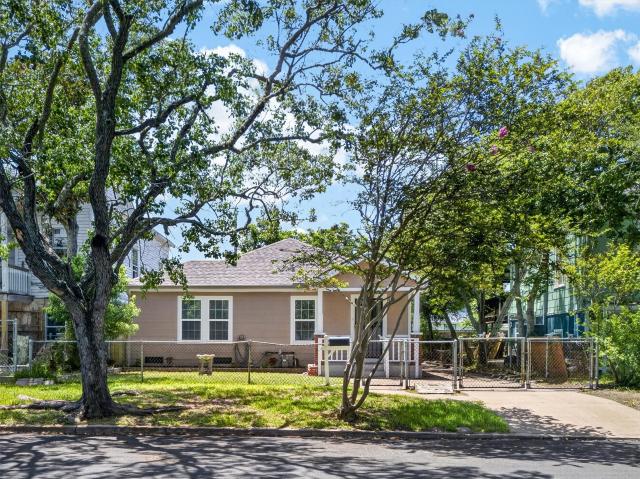 1805 Avenue N 1/2