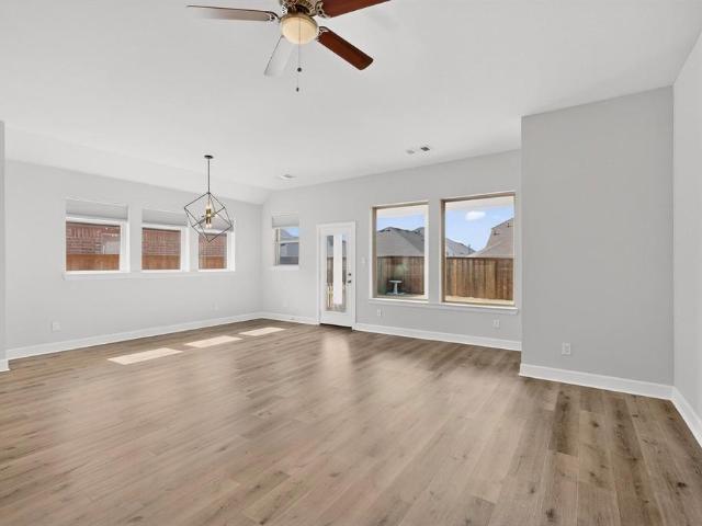 1805 Arbor Dr, Forney, TX 75126 | MLS #21205
