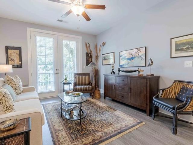 1805 Ashley Crossing Ln, Charleston, SC 29414