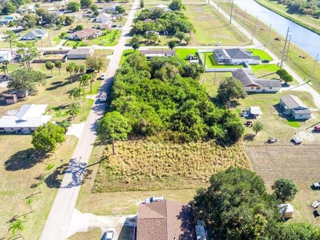 1805 Barcelona Ave, Fort Pierce, FL 34946