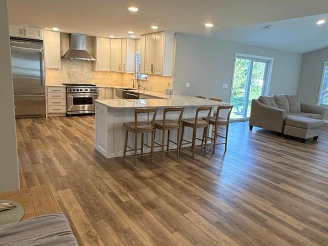 1805 Boxwood Cove