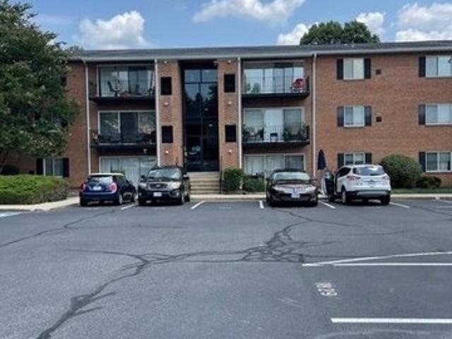 1805 C William St Unit 211, Fredericksburg, VA 22401