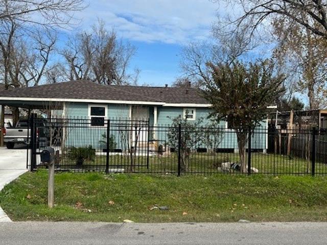 1805 Chamberlain St, Houston, TX 77093 | MLS #13117 | Compass