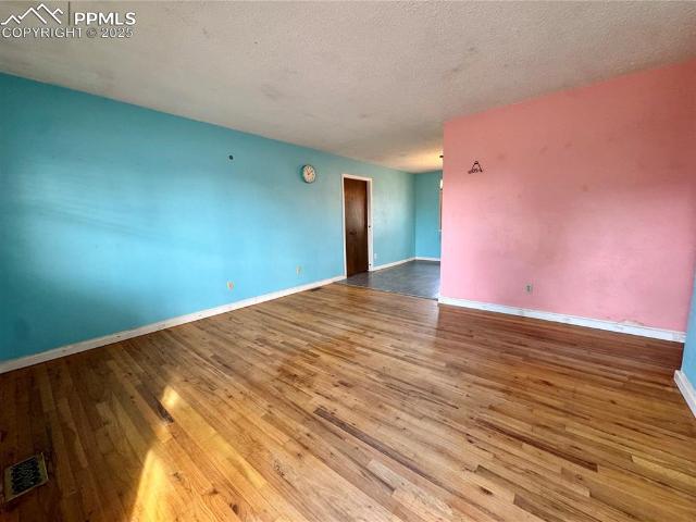 1805 Couch Pl, Colorado Springs, CO 80911 | MLS #8389 | Compass