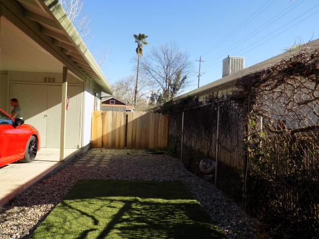 1805 Diamond Street